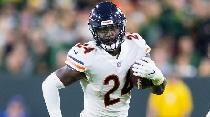 Jordan Howard - Age, Facts, Wiki, Height, Family, Birthday, Net Worth ...