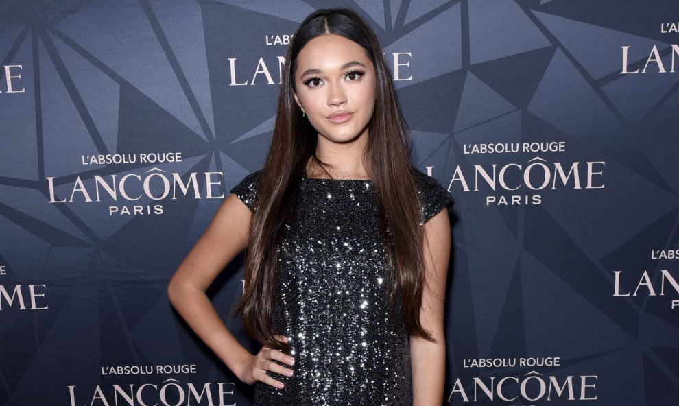 Lily Chee Bio, Net Worth, Affair, Boyfriend, Parents, Facts, Family ...