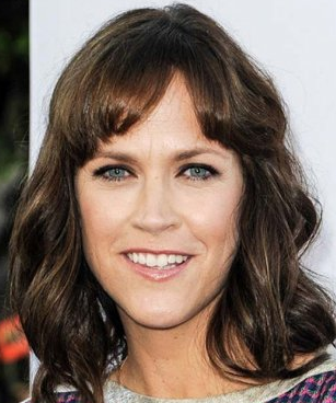 Maggie Carey - Bio, Birthday, Wiki, Married, Husband, Net Worth, Age ...