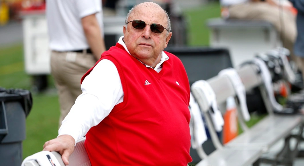 Barry Alvarez - Bio, Net Worth, Facts, Age, Height, Nationality, Wife ...